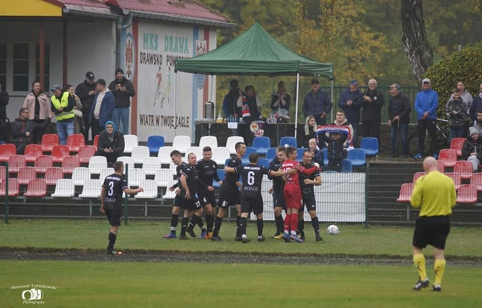 Drawa wygrała z Olimpem - Galeria - UM Drawsko Pomorskie